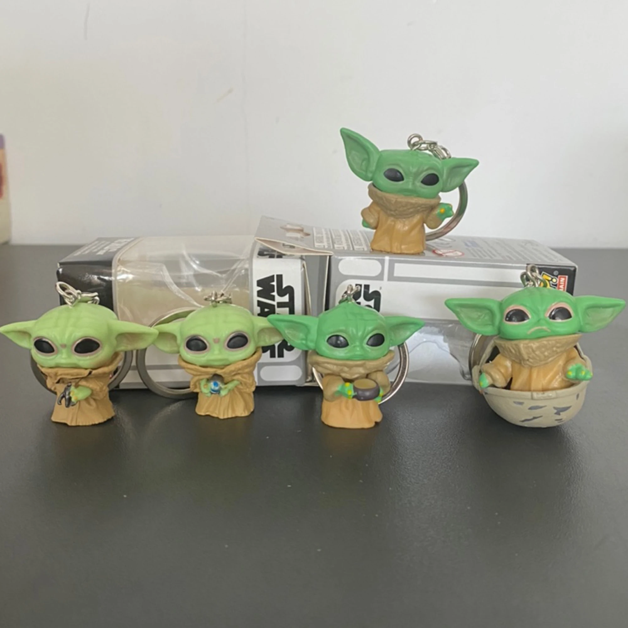 Star-Wars-Baby-Yoda-Figure-Keychain-Toy.jpg