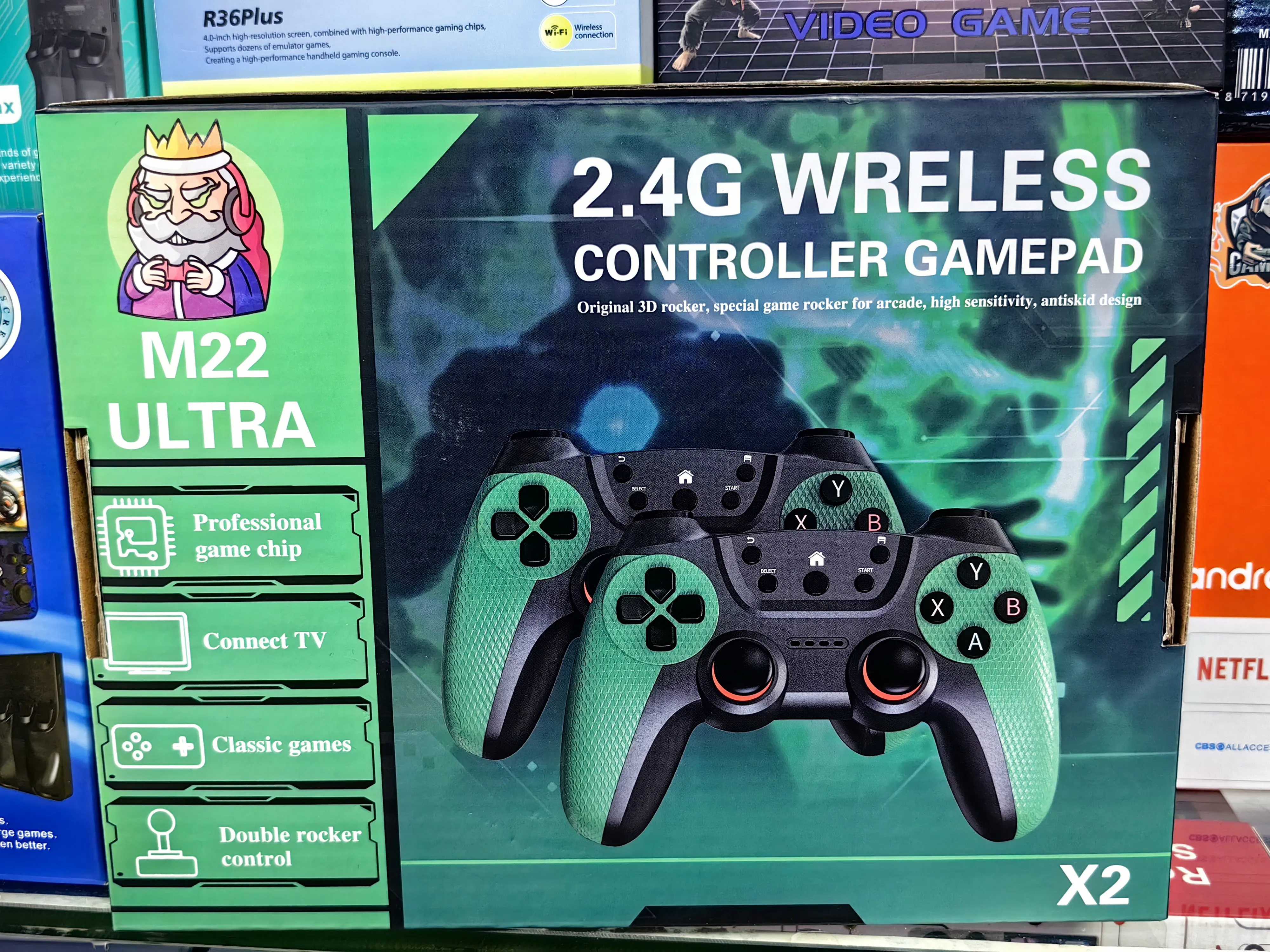 M22-U Retro Game Stick 4K Video Game Console with 40000+ Classic Games ...