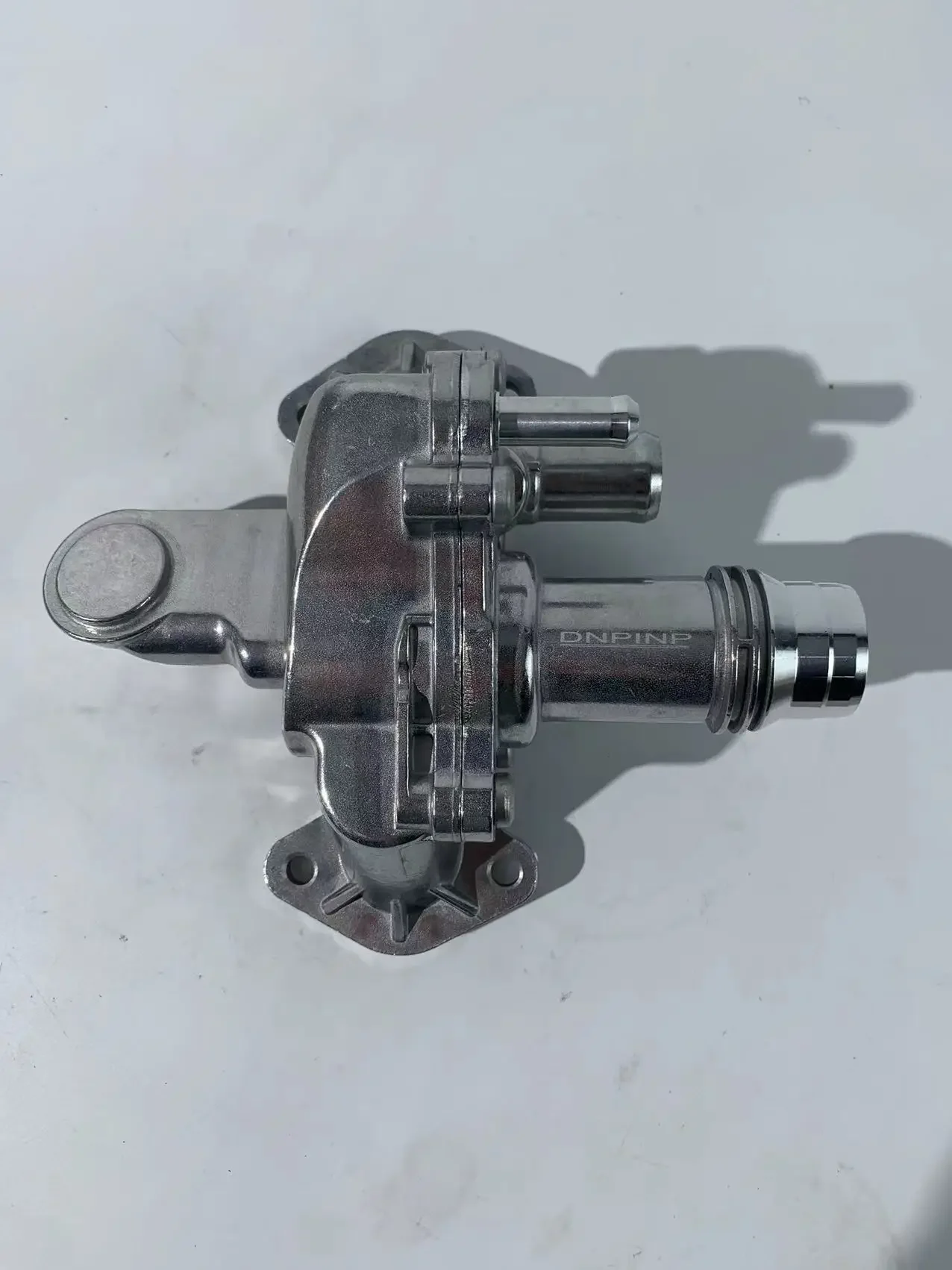 Land-Rover-cylinder-head-water-pipe-aluminum-products-3-0-2-7-TDV6-SDV6 ...