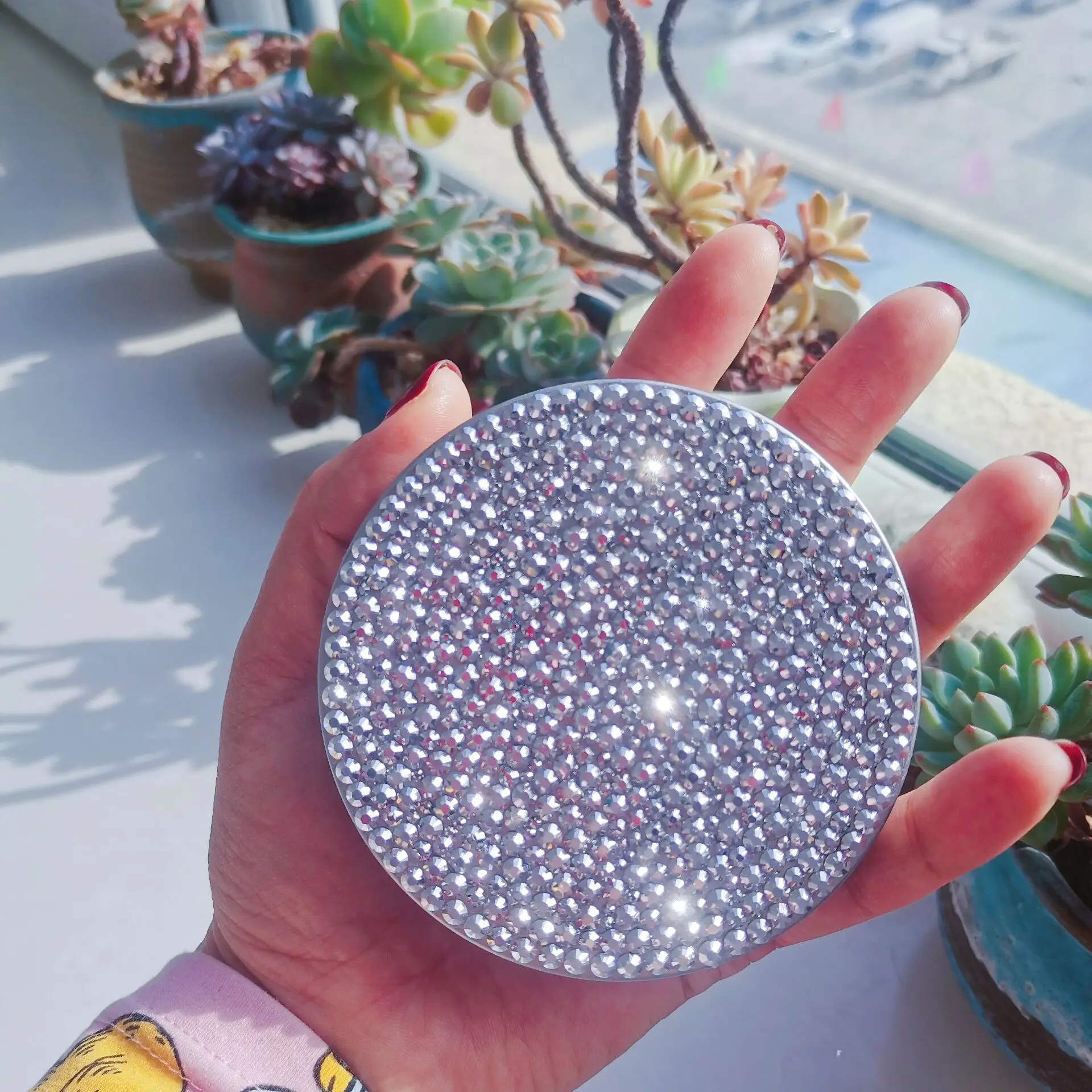 Mini-Metal-Box-Handmade-Crystal-Rhinestone-Portable-Storage-Box-Food ...