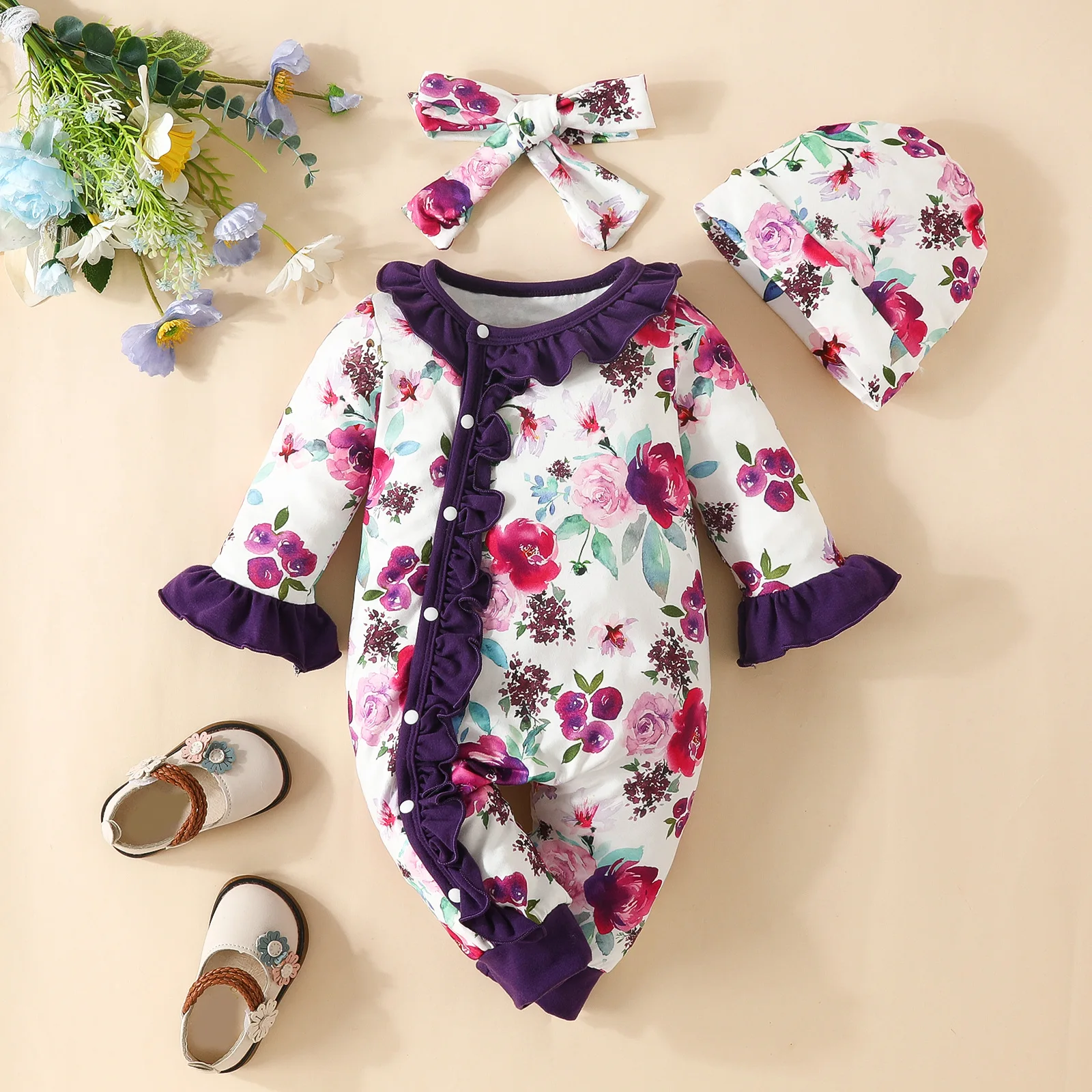 Великолепный комбинезон с рюшами и рукавами-трубой для новорожденных ...