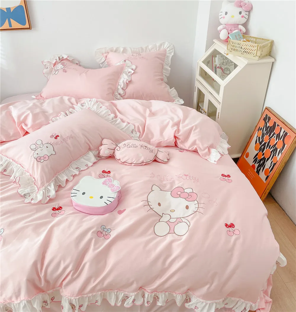 Hello Kitty Bed Set Queen Size
