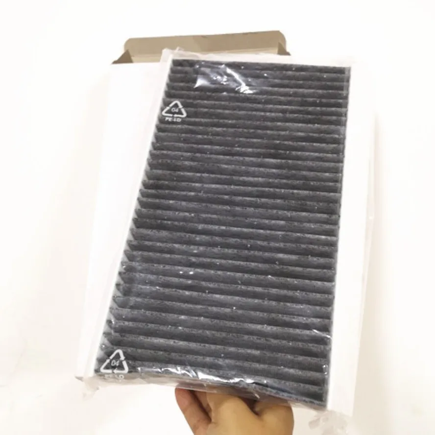 28LR023977-LR023977-Carbon-Cabin-Filter-LR-023977-OE-LR0-23977.jpg
