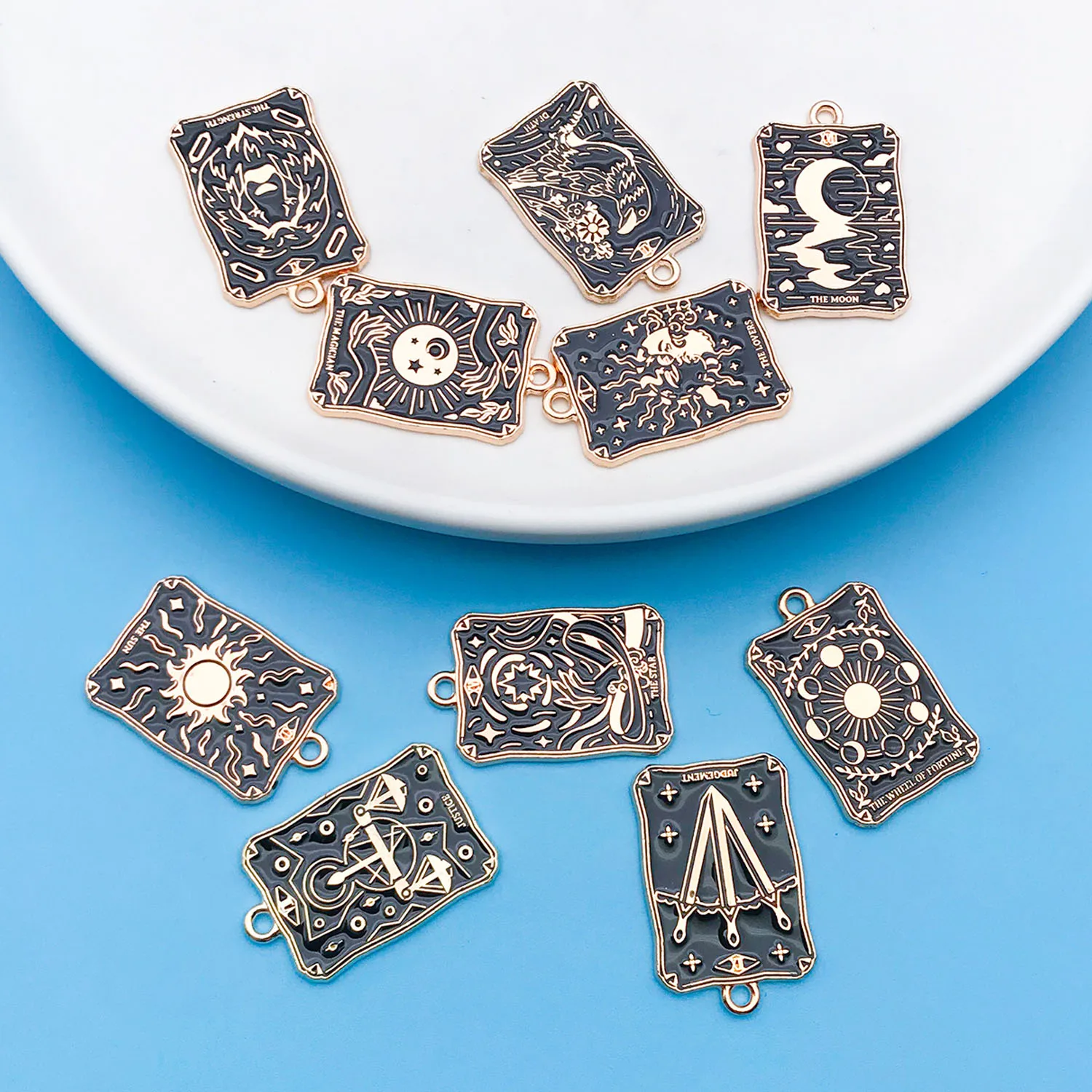 10pcs-Black-Alloy-Enamel-Tarot-Card-Charms-Pendant-Sun-Moon-Patterns ...