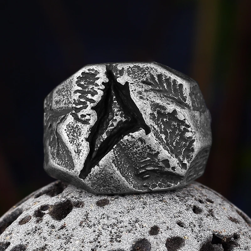 Wholesale Cracked Fossil Punk Retro Retro Stainless Steel Mens Rings ...