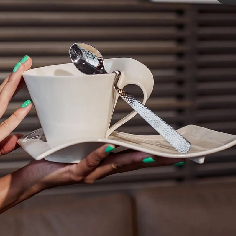 European-style-White-Porcelain-Wavy-Coffee-Cup-Special-shaped-Ceramic ...