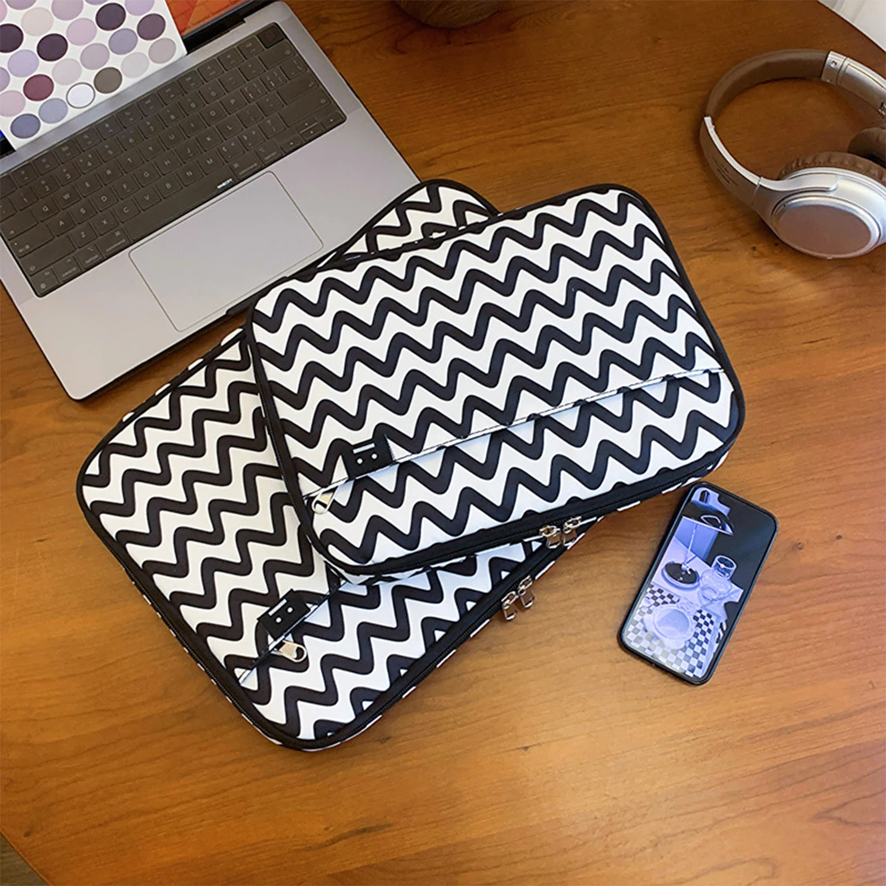 Pattern-With-Wavy-Stripes-Computer-ipad-Laptop-Cover-Case-Laptop-Bag-11 ...