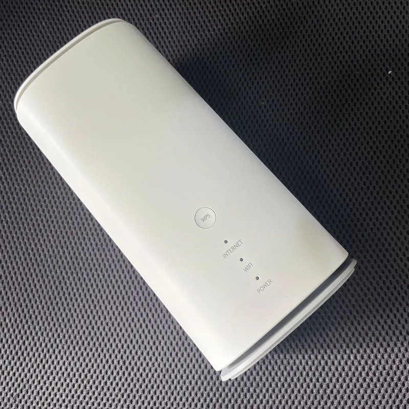ZTE-Vodafone-MC888-Ultra-5G-Indoor-WiFi-6-CPE.jpg