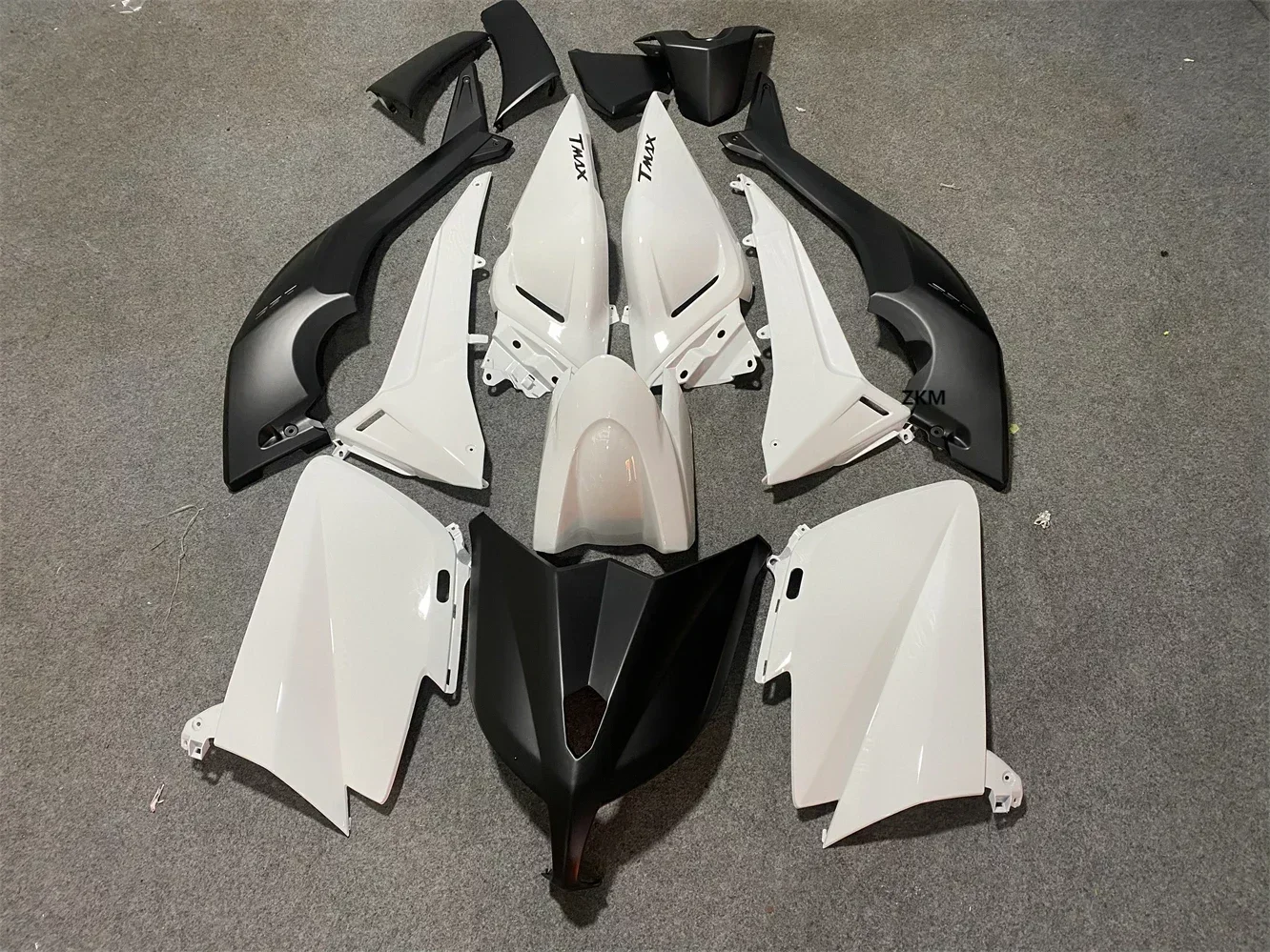Pour-Yamaha-TPr-vention-530-Tmax-530-2012-2013-Moto-ABS-Injection-Jet-Car-nage-Corps.jpg