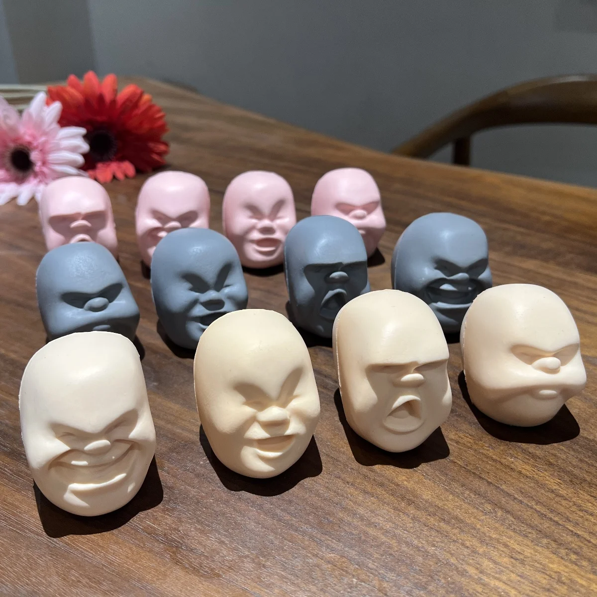 4PC Human Face Emotion Vent Ball Slow rebound Fun Novelty Caomaru ...
