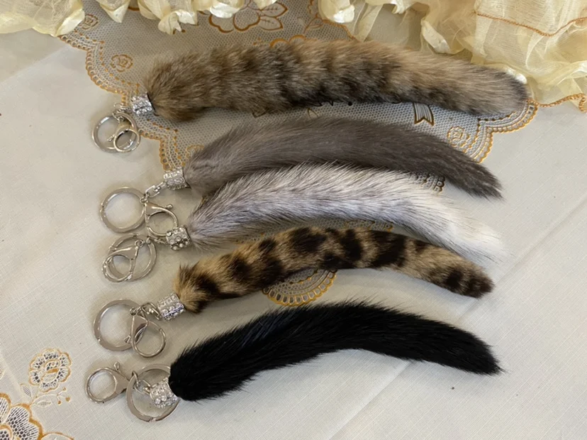 Genuine-Mink-Fur-Key-Ring-Real-Raccoon-Fur-Tail-Tag-Keychain-Bag-Hang ...