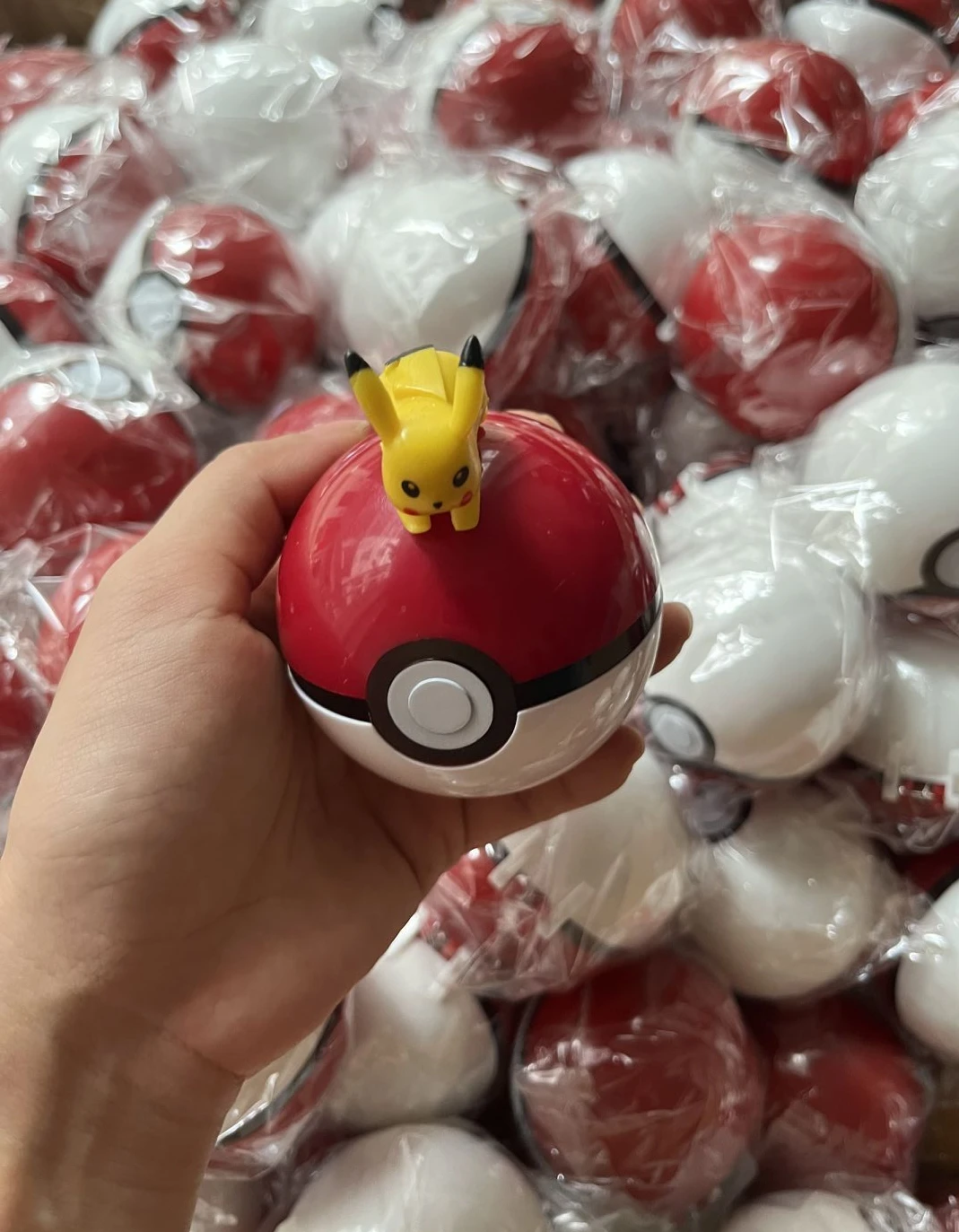 20-pcs-Pokemon-7cm-Pokeball-20pcs-Free-Random-Mini-Figures-Inside ...