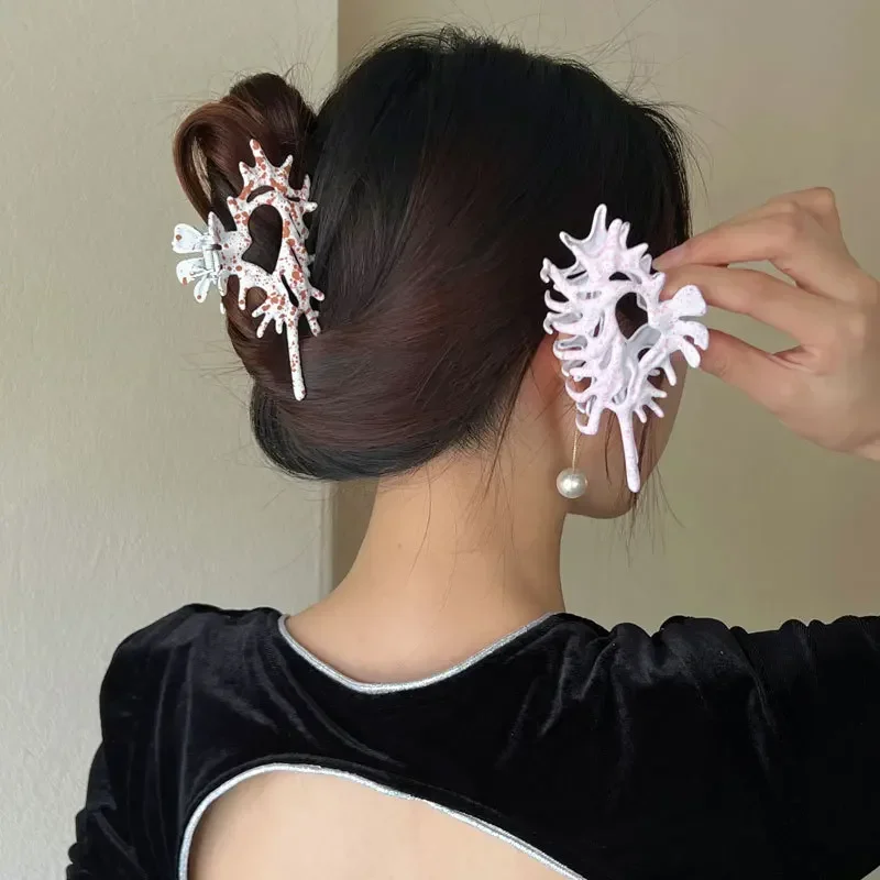 Creativity Unique Colorful Alien Metal Conch Hair Claws for Women Girl ...