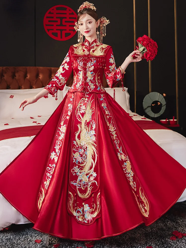 Chinese-Style-Flower-Phoenix-Embroidery-Wedding-Dress-Cheongsam ...