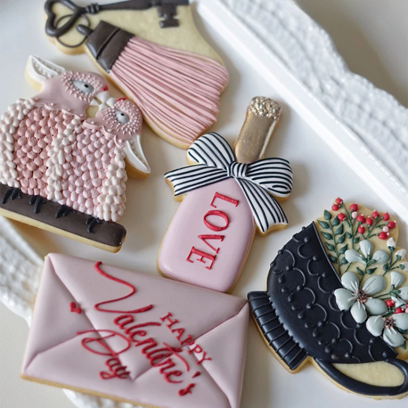 Moule-Biscuit-du-Jour-de-L-on-Coupe-Oiseau-et-Tampon-Gaufrer-Champagne ...