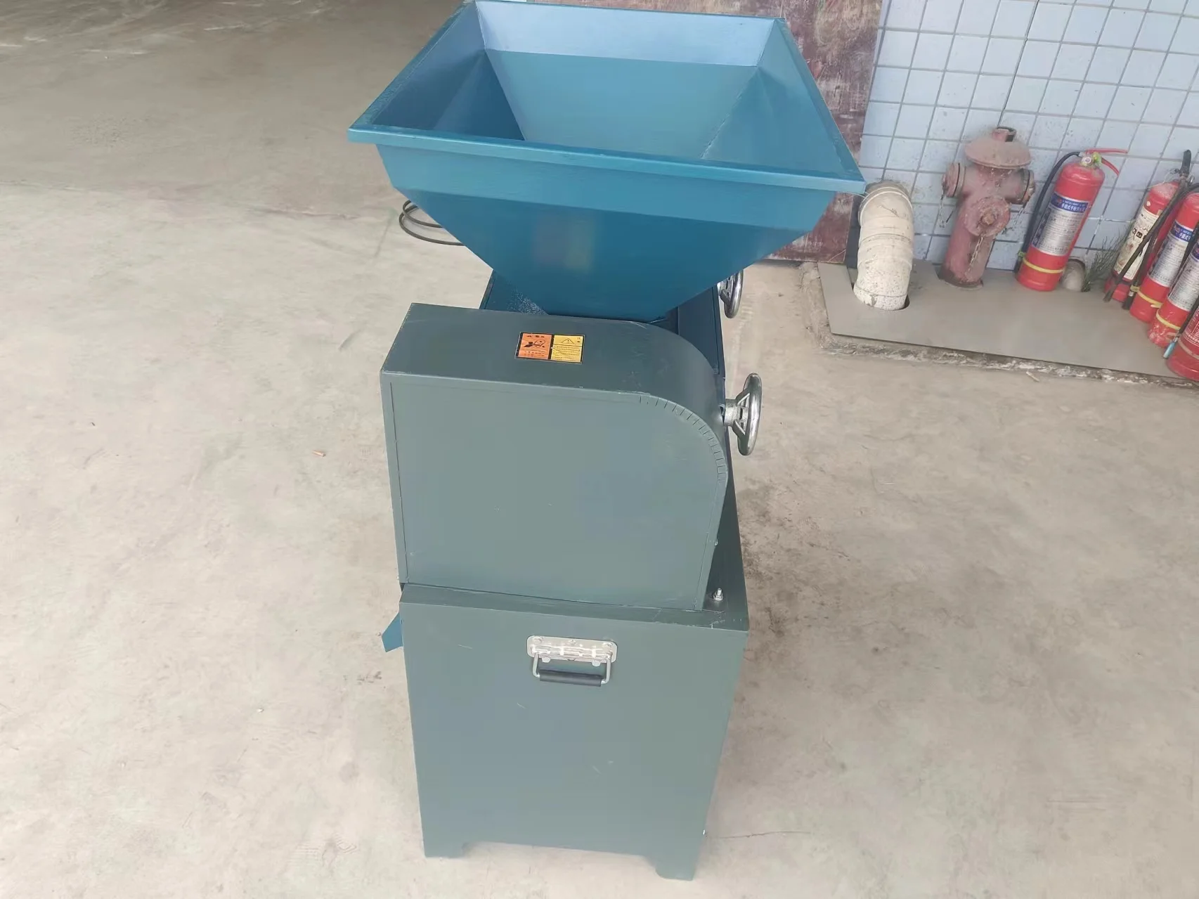 4000kg/h 2 Roller Brewery Beer Malt Roller Mill Oat Corn Wheat Grain ...