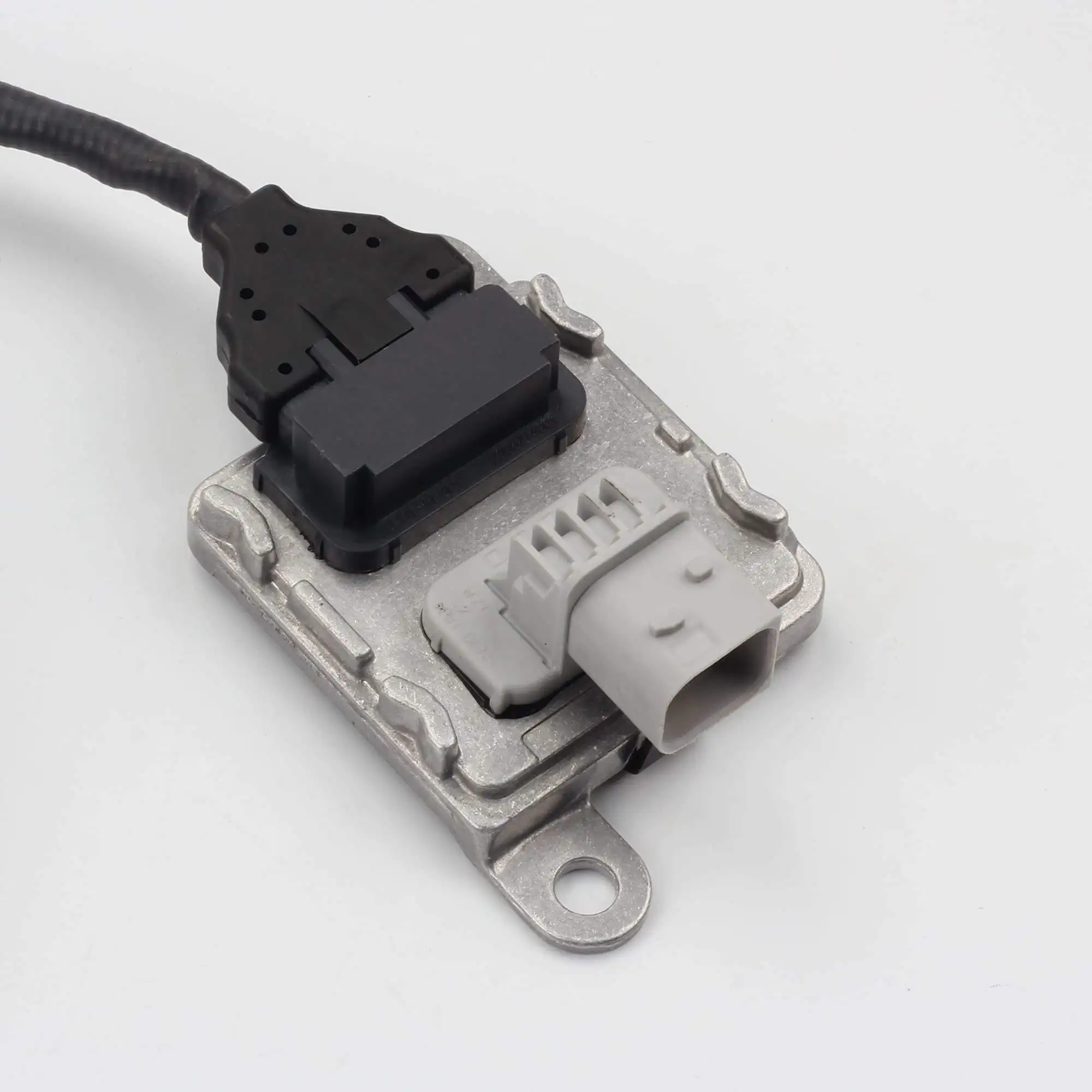 Nitrogen-Oxide-Sensor-Brand-New-5698478-A066V797-5679700-AAA9047480000 ...