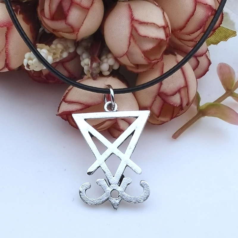 Big Traditional Sigil Lucifer Necklace lucifer samael occult gothic ...