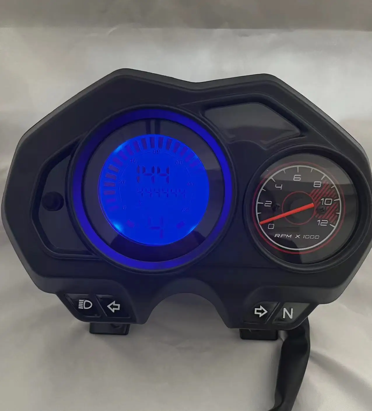 S56cc83f093fc4d38944d2ba85daae804k.jpg