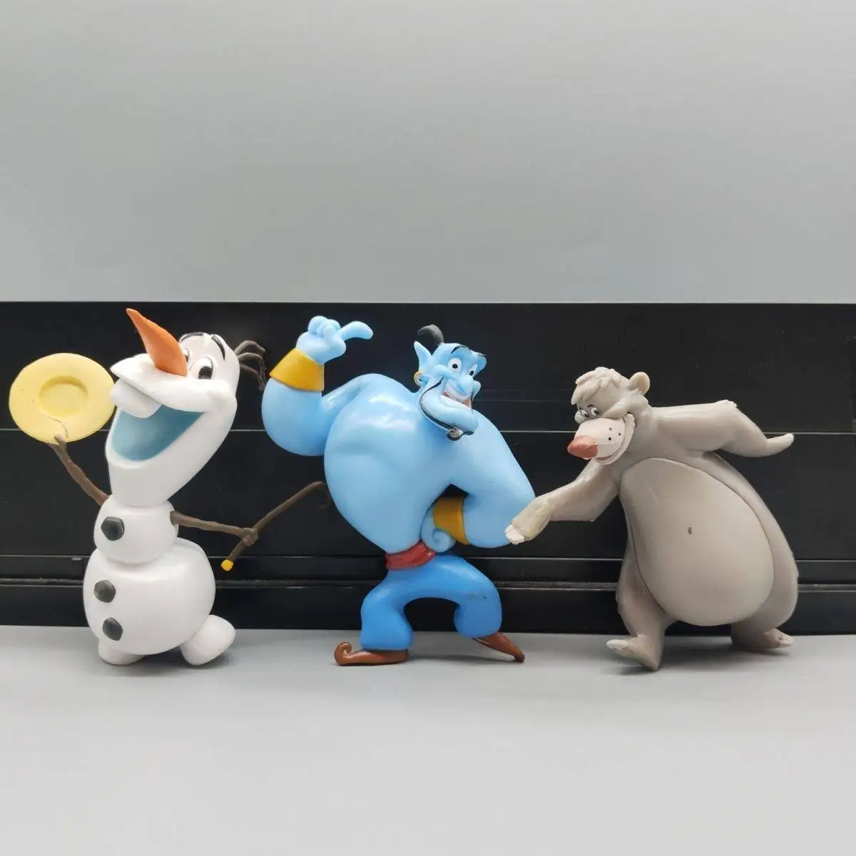 Disney Baloo Bear Aladdin Frozen Olaf muñeco de nieve dibujos animados ...