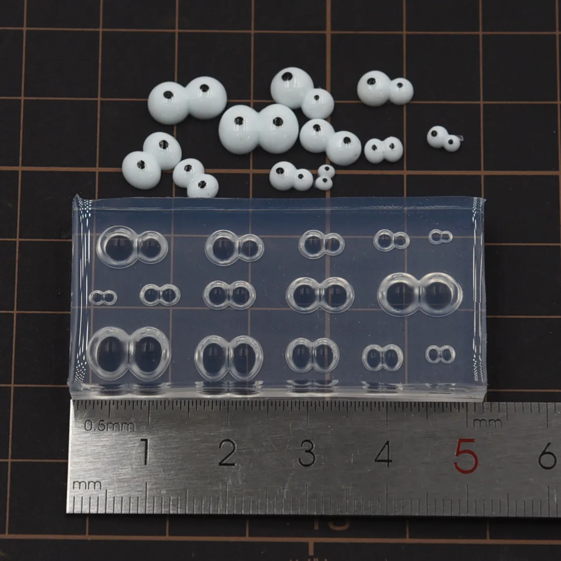 Mini Cute Doll Eyes DIY silicone Mold Pottery Clay Mini Doll House DIY ...