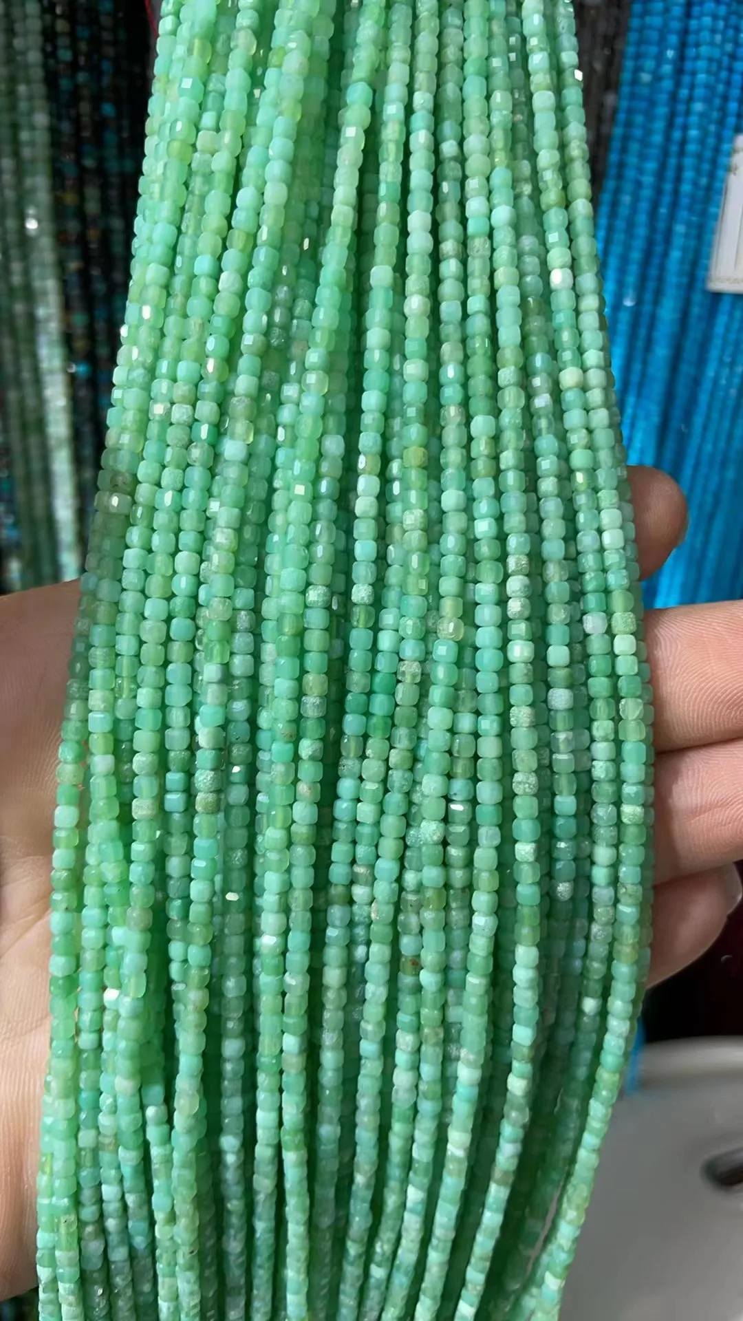 Natural Australian jade square grain cut face 2.5x2.5mm length dagree38 ...