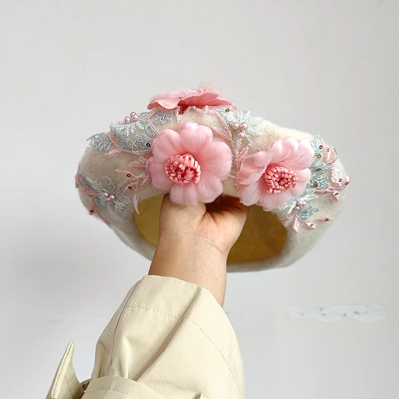 INS-winter-Unique-Designer-Berets-for-women-Luxury-Flower-Painter-Hat-Female.jpg