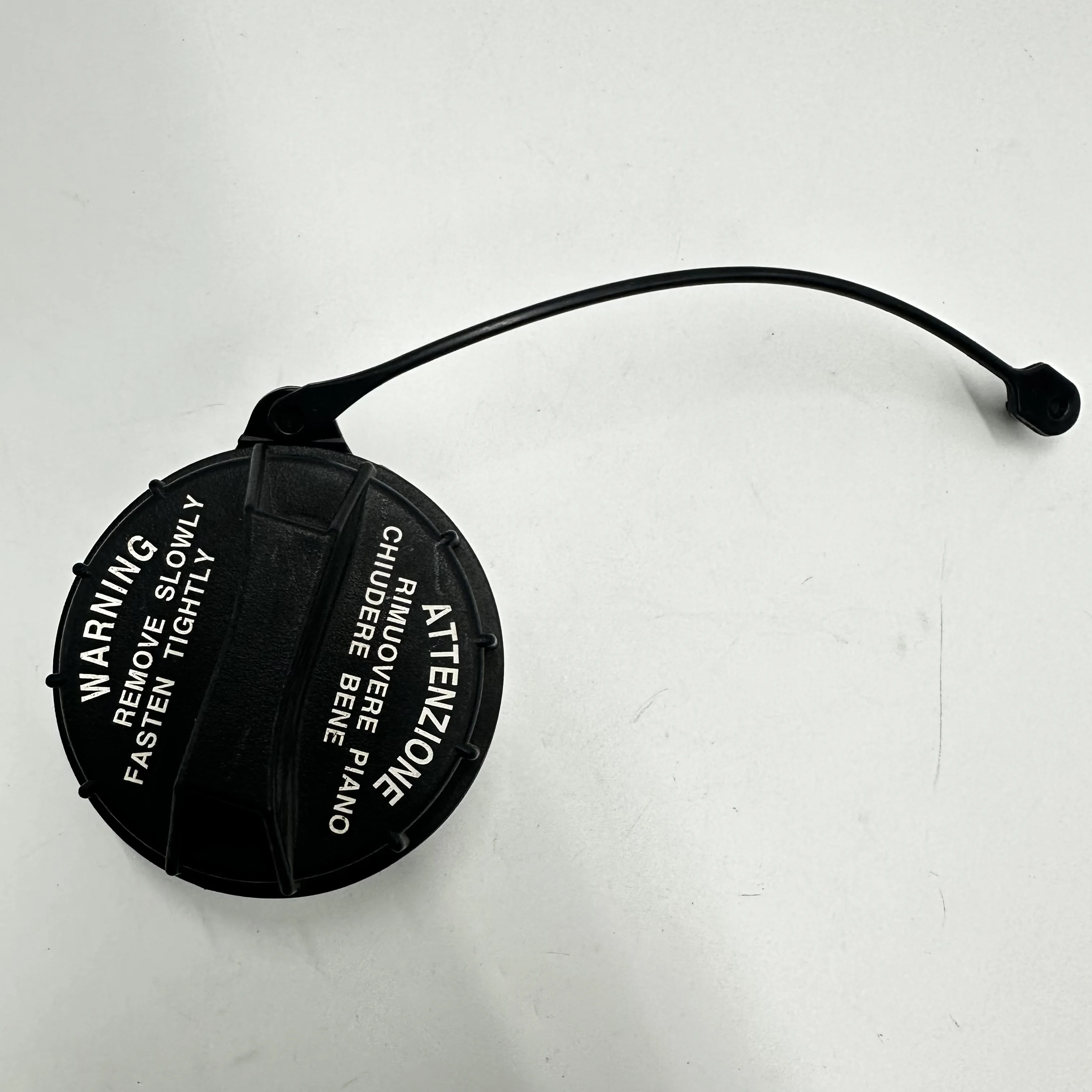 Original Fuel filler cap assembly FOR HYUNDAI ACCENT Elantra Sonata ...