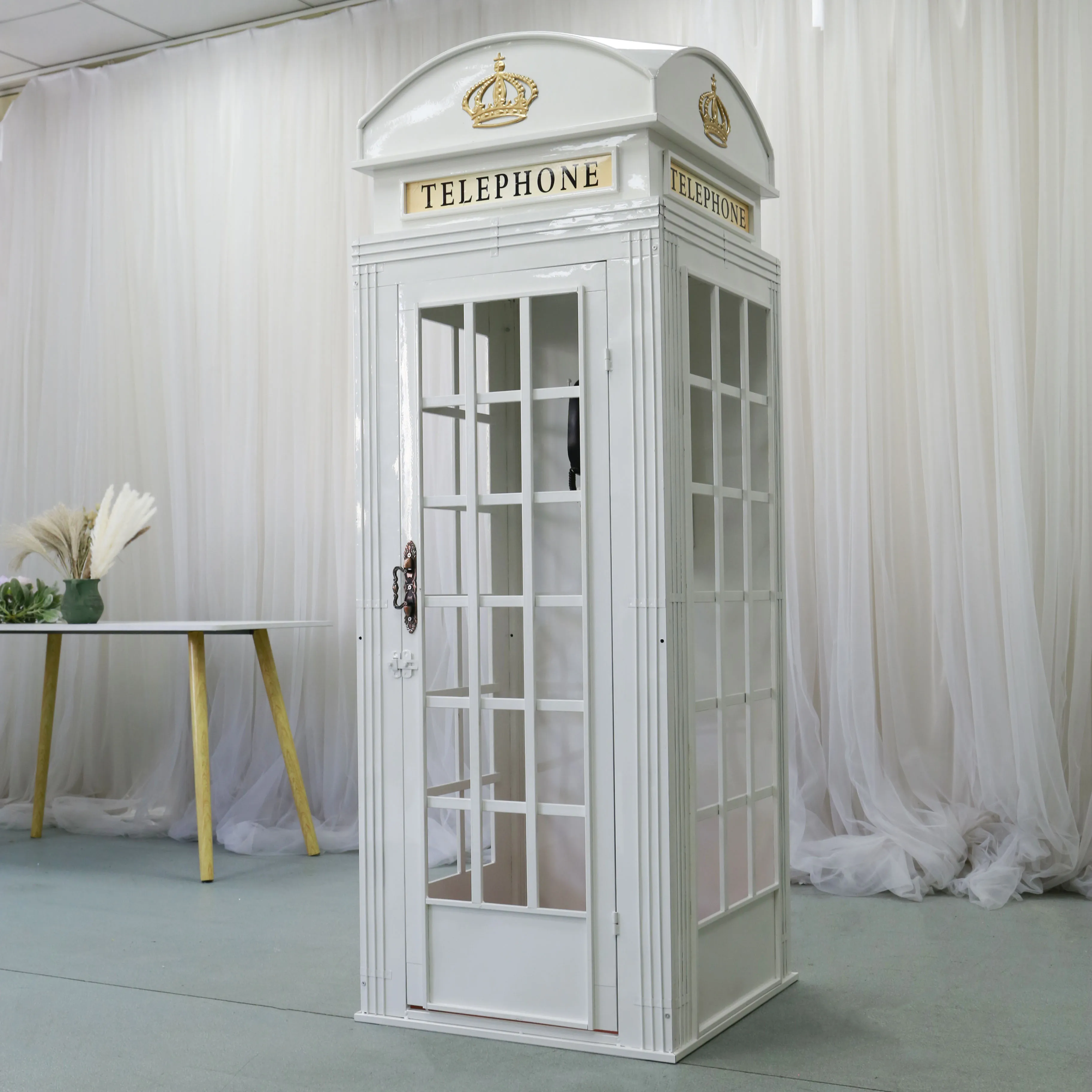 White-Telephone-Booth-British-Metal-Telephone-Booth-For-Wedding-Hotel ...