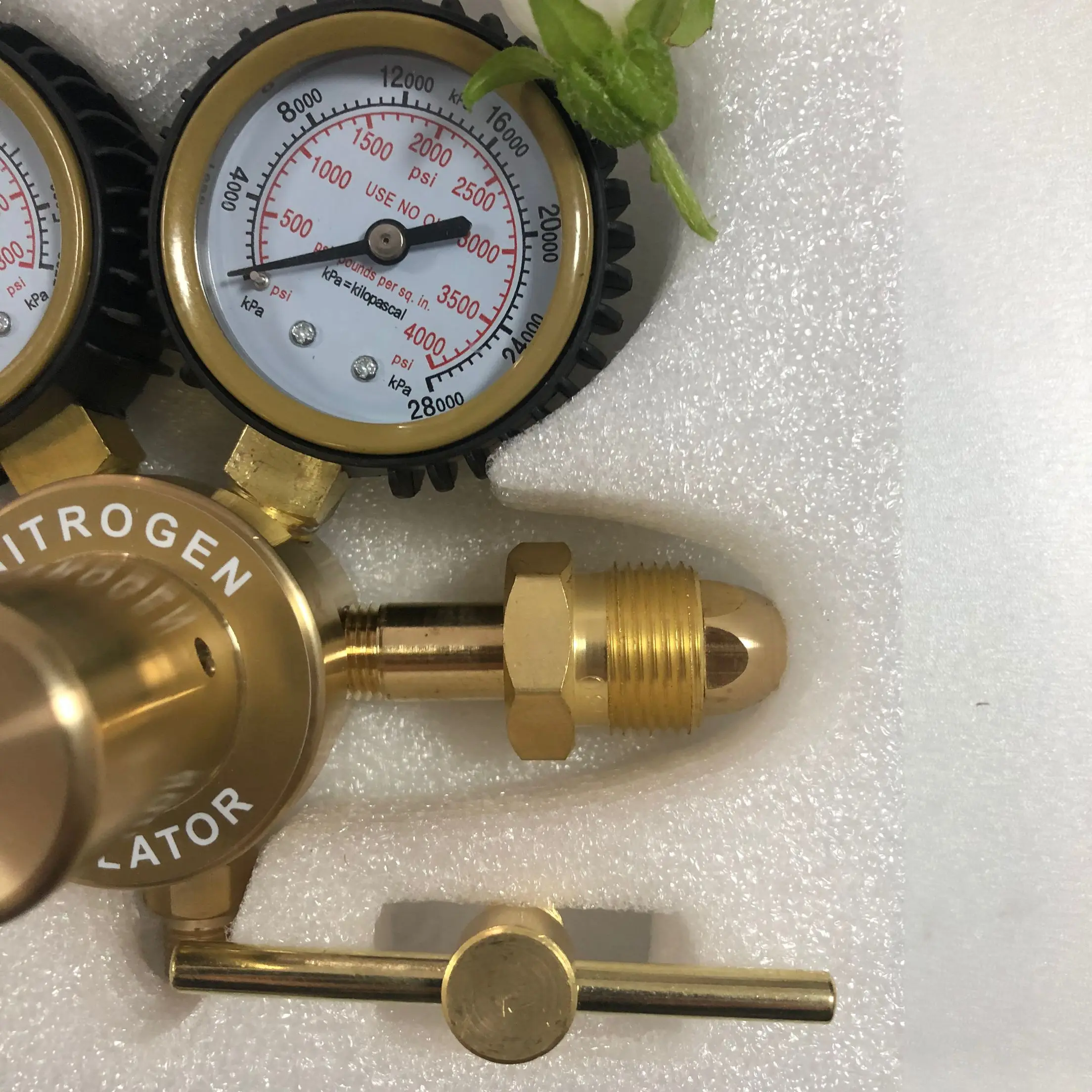 All-Copper-High-Pressure-Nitrogen-Pressure-Reducer-American-Style-High ...
