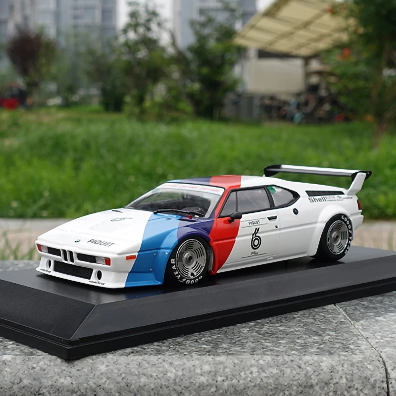 Diecast-1-18-Scale-BMW-M1-HERITAGE-Racing-Metal-Alloy-Car-Model-Collection-Souvenir-Ornaments ...