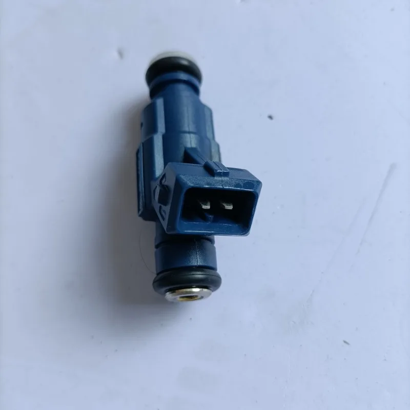 Fuel-Injector-for-Chery-Fengyun-SQR477-Engine-1-5L-fuel-spray-nozzle ...