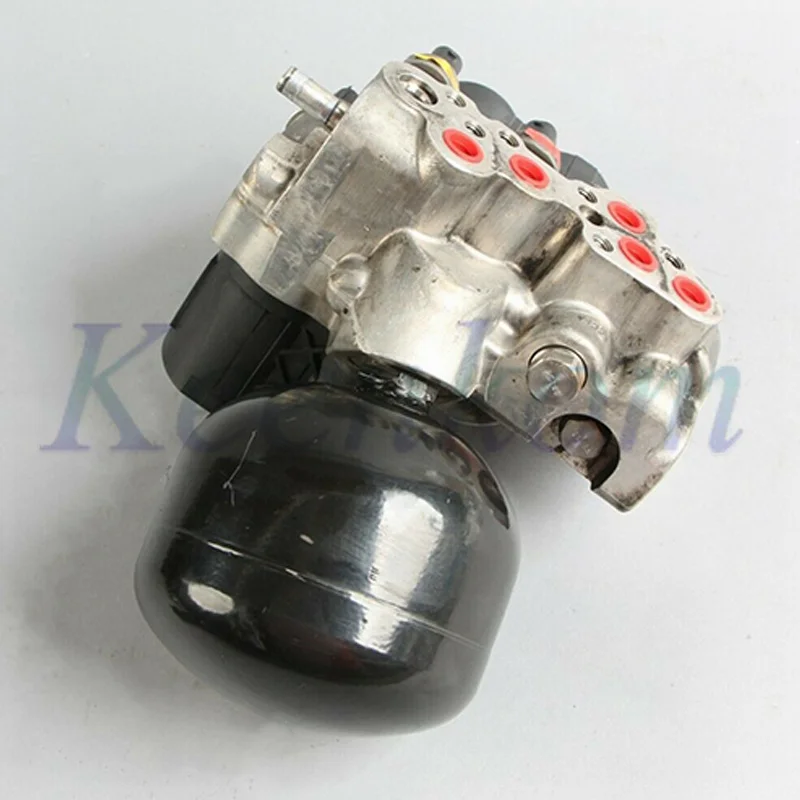 2213270215 Front Hydraulic Valve Block Suspension Pump Fits For 2007 ...