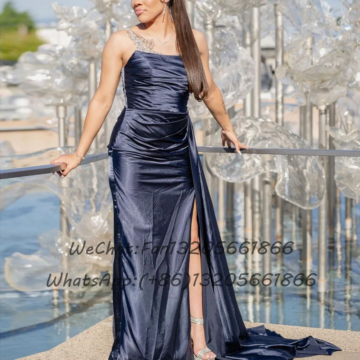 Shining Sequin Long Bridesmaid Dresses Black Mermaid Scoop Neck Pleat ...