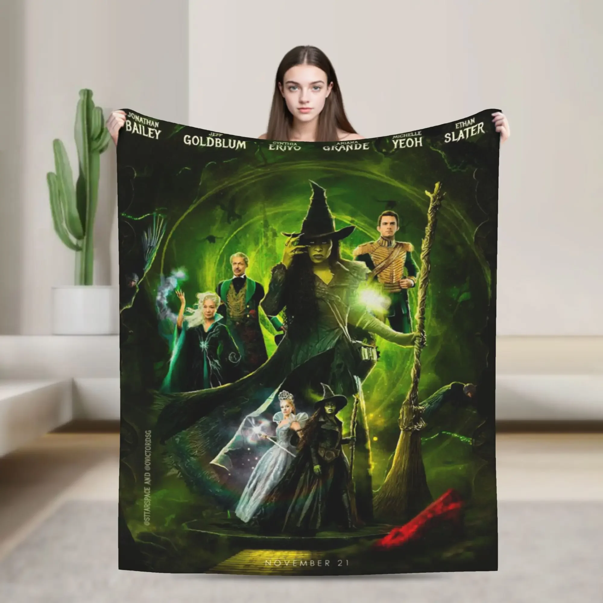 Glinda Elphaba Wicked Throw Blanket Soft Plush x Inch Perfect for Couch ...