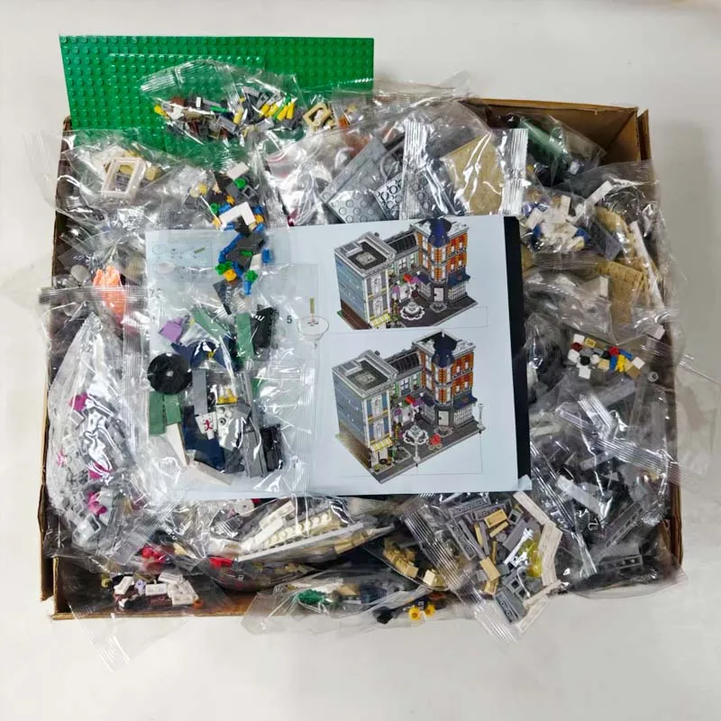 4002 PCS City Center Assembly Square Building Blocks Bricks Compatible ...