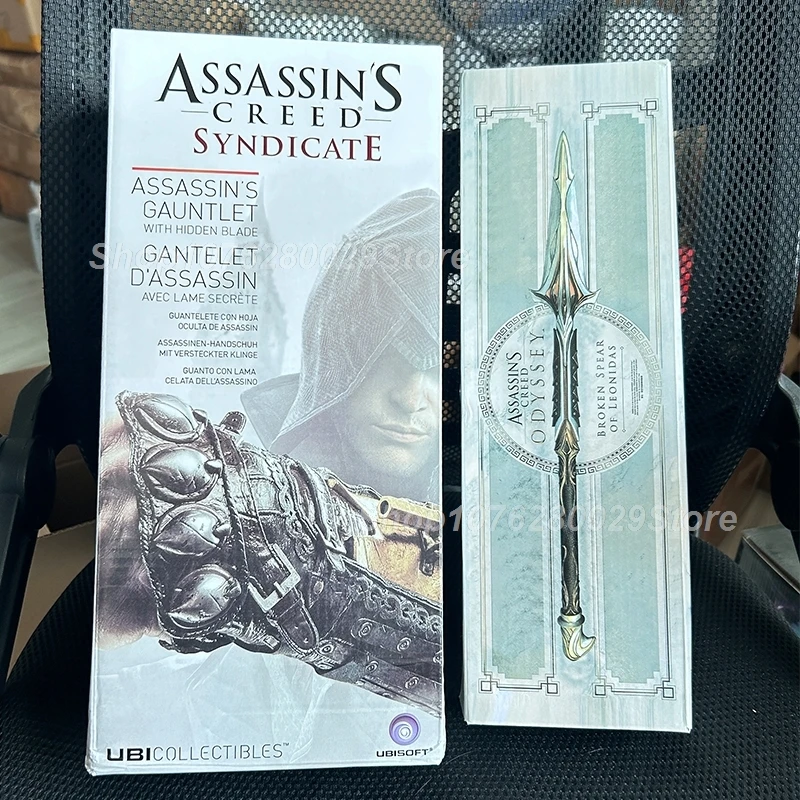 1-1-Sleeve-Arrow-Sleeve-Blade-Prop-Can-be-Ejected-Assassin-Creed-Black ...