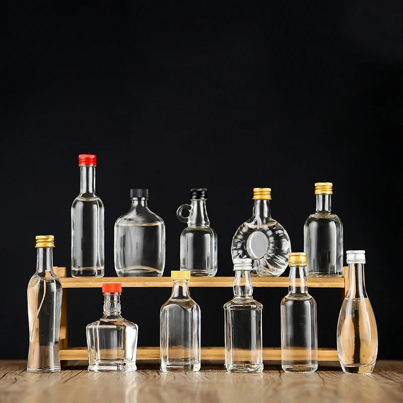 10 Pcs Set wholesale small cute mini whiskey decanter 50ML lead free ...