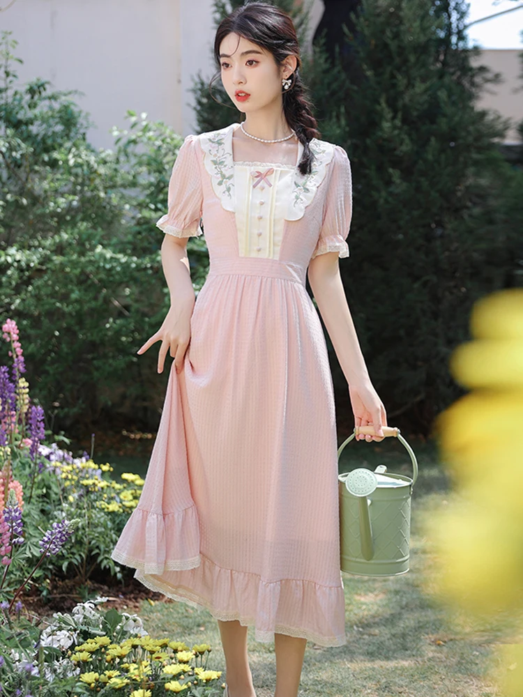 Cute Pink Vintage Dress
