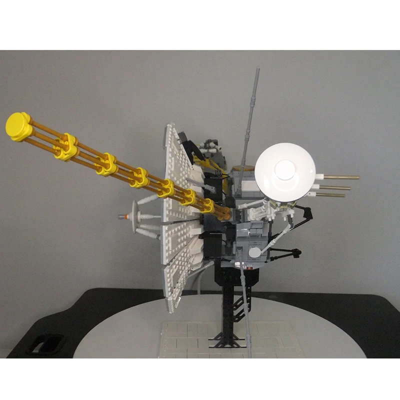 Voyager 2 Scale Model