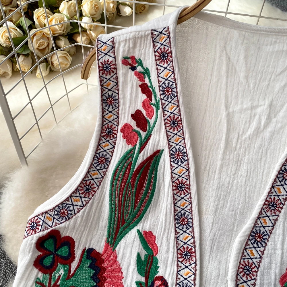 Ethnic Style Vest Women V-neck Embroidery Floral Sleeveless Waistcoat ...