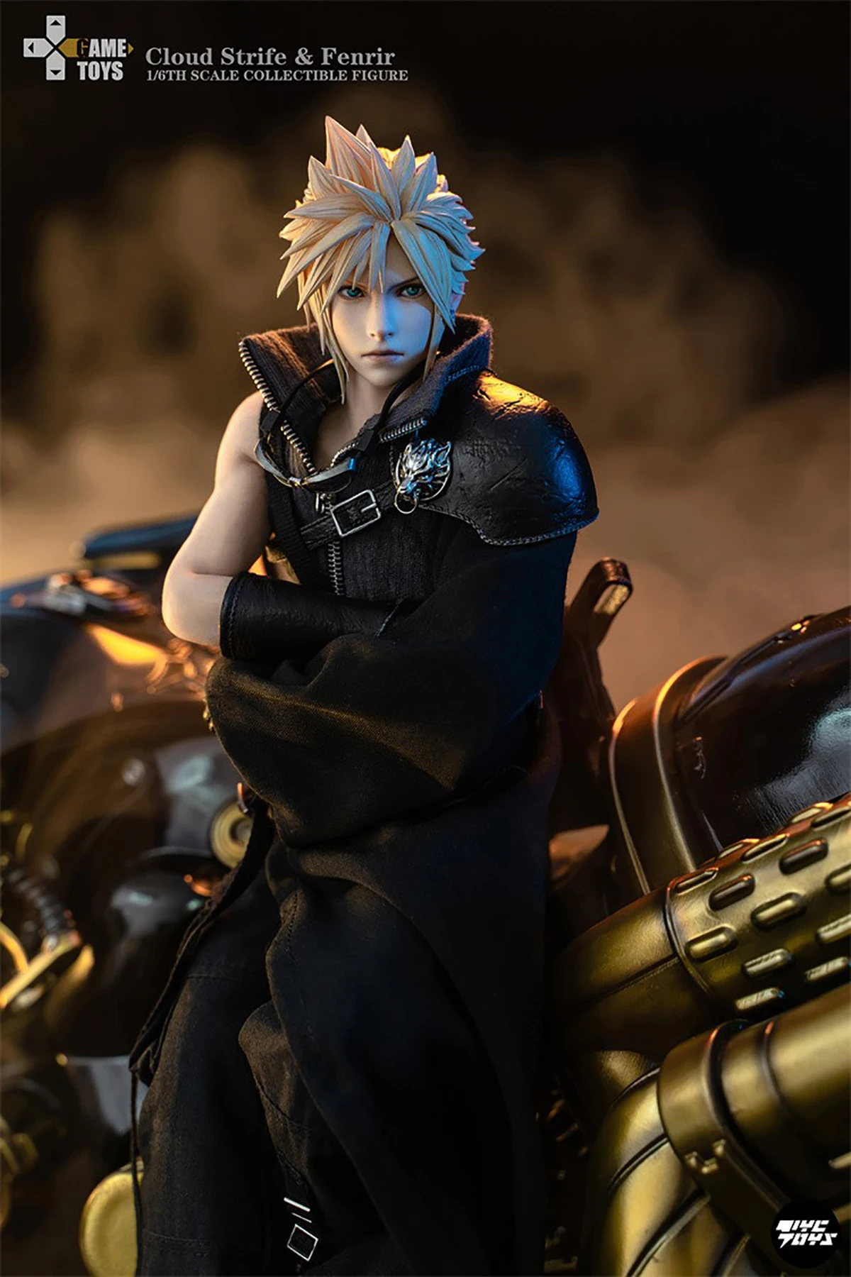 Cloud Strife Advent Children Full Body