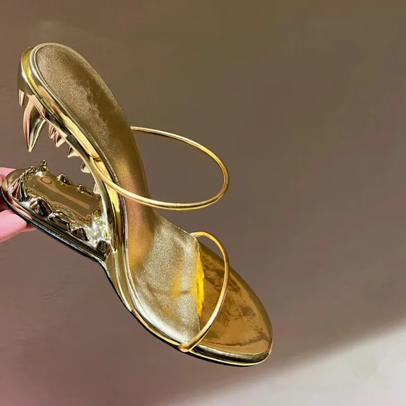 Open-toe Pin-toe Sexy Gold Sandals Profiled High Heels/giant Teeth ...