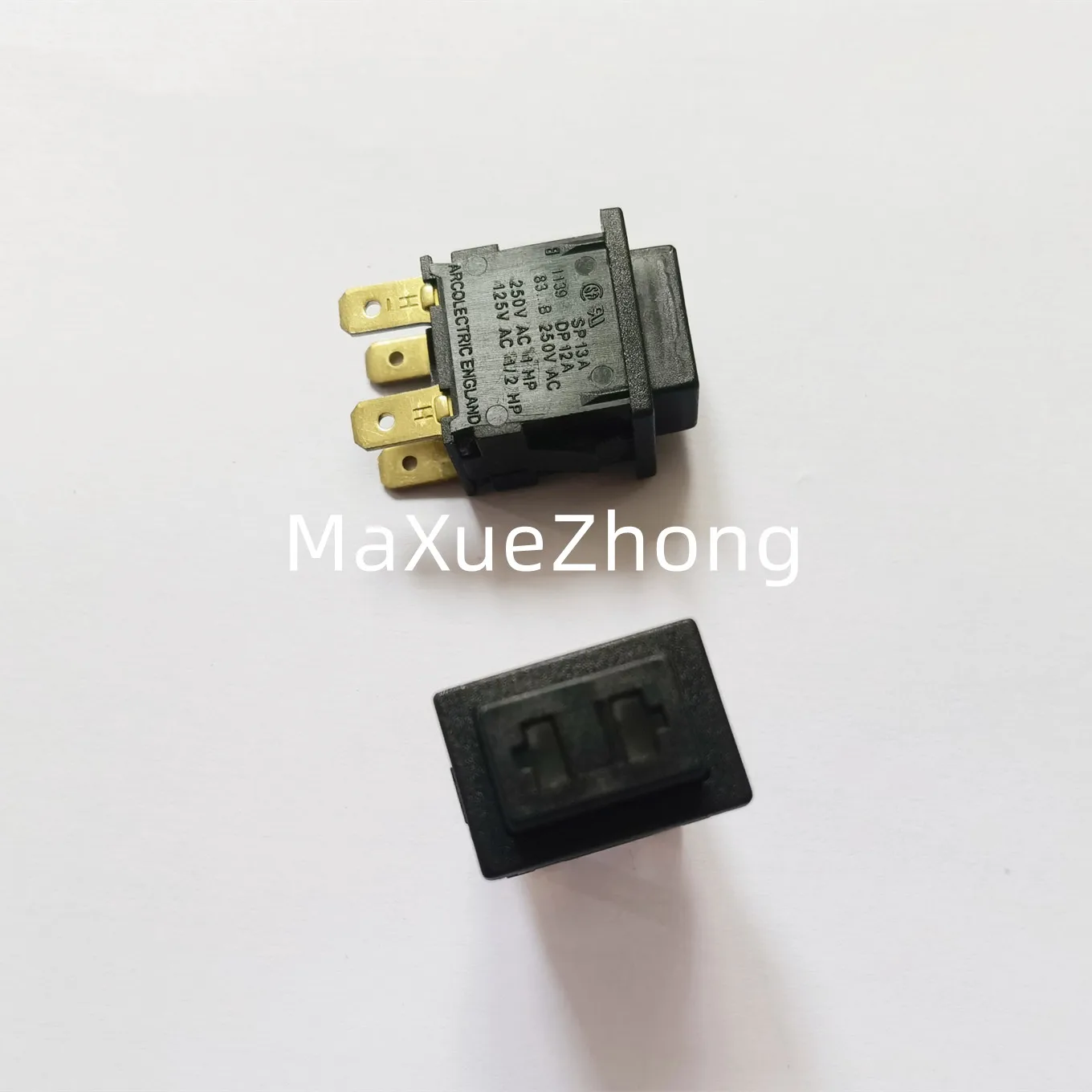 Original-new-100-4RC0LEC7R1C-square-self-locking-button-switch-4pin-16A ...