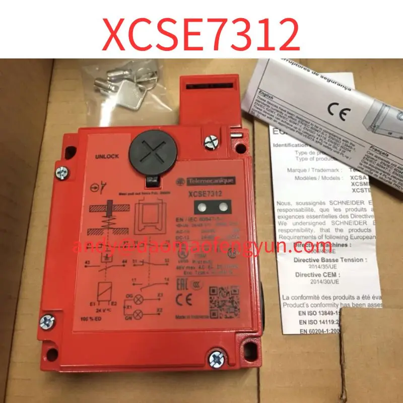 Brand-New-XCSE7312-XCS-electromagnetic-coil-safety-door-switch-XCS ...
