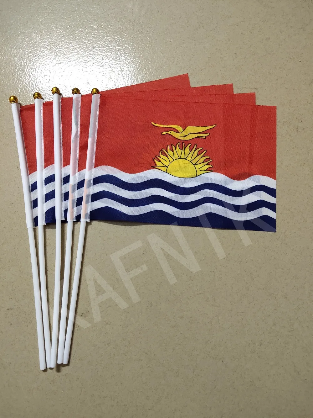 KAFNIK,5pcs 14 * 21cm Kiribati National Hand Flag, With 30cm Plastic ...