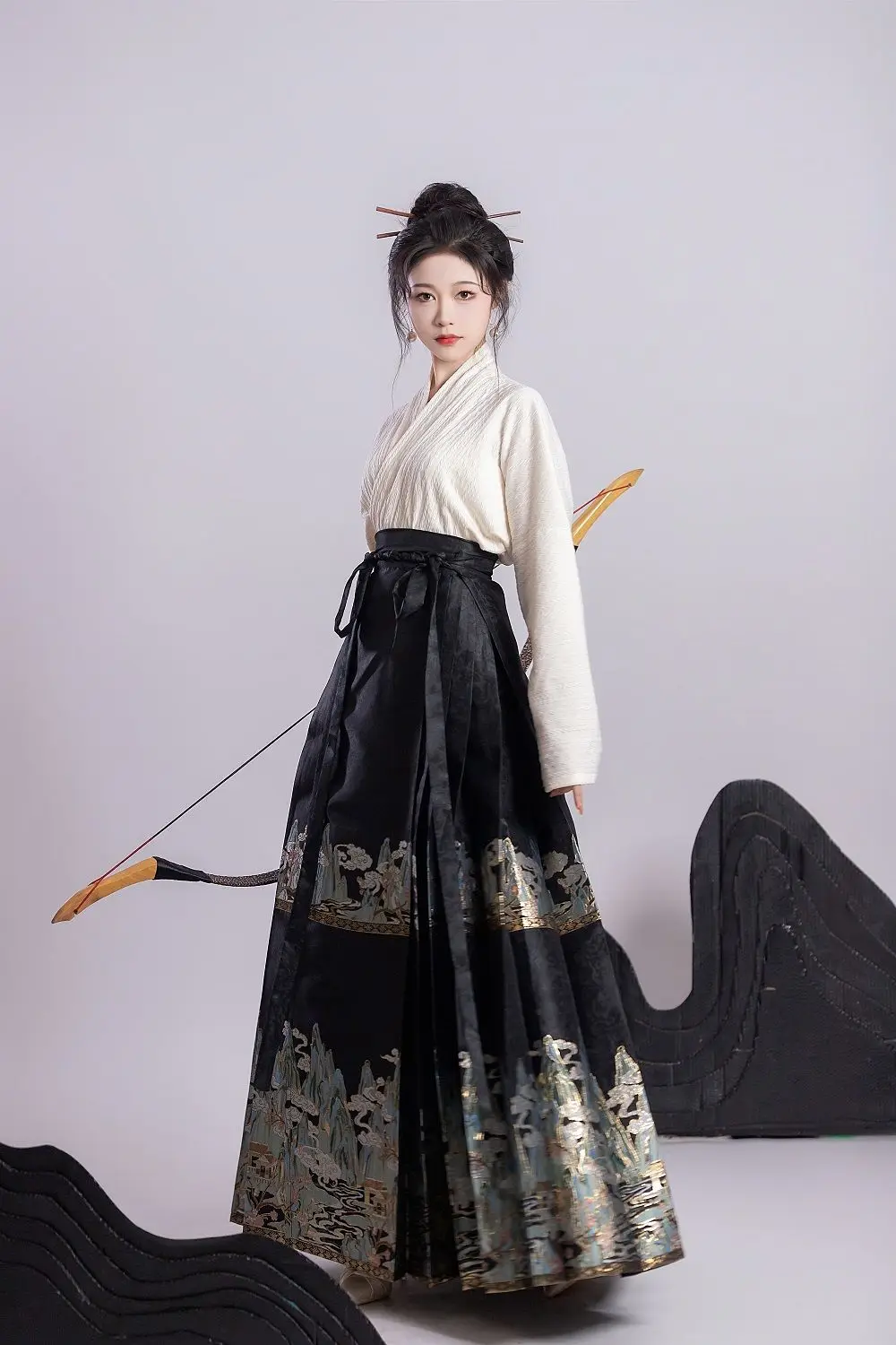 Hanfu-Green-MaMian-Qun-Ming-Dynasty-Weaving-Gold-Horse-Face-Skirt ...