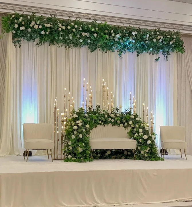 Western Wedding Stage Decoration