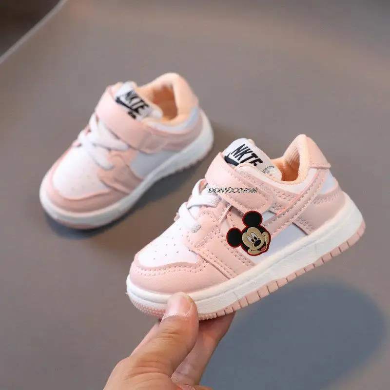 Minnie Mouse Nike Sneakers