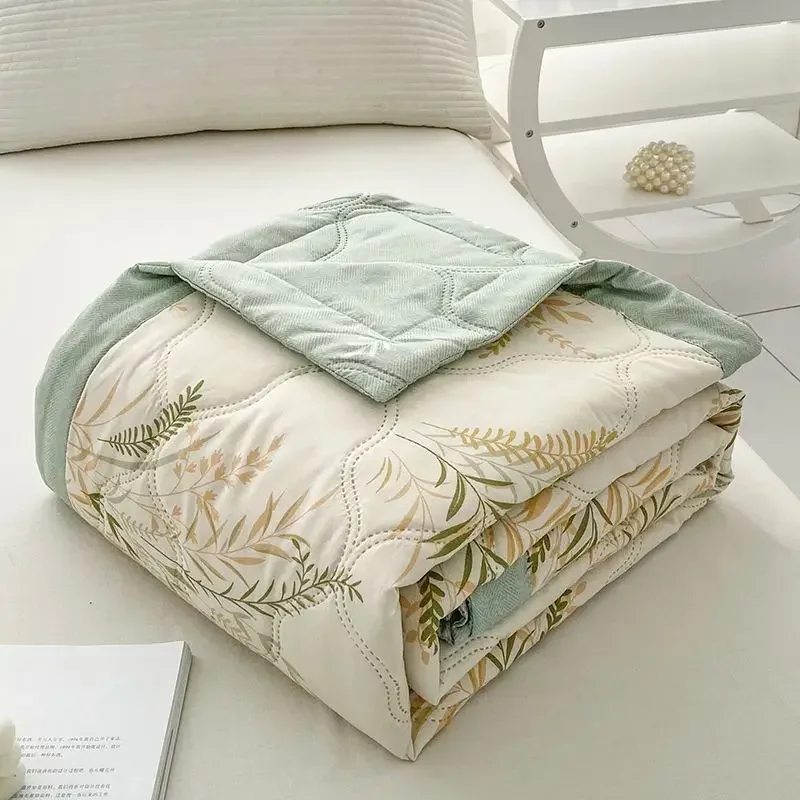Cool-Quilt-Air-Conditioning-Is-Summer-New-Style-Quilt-Single-Double ...